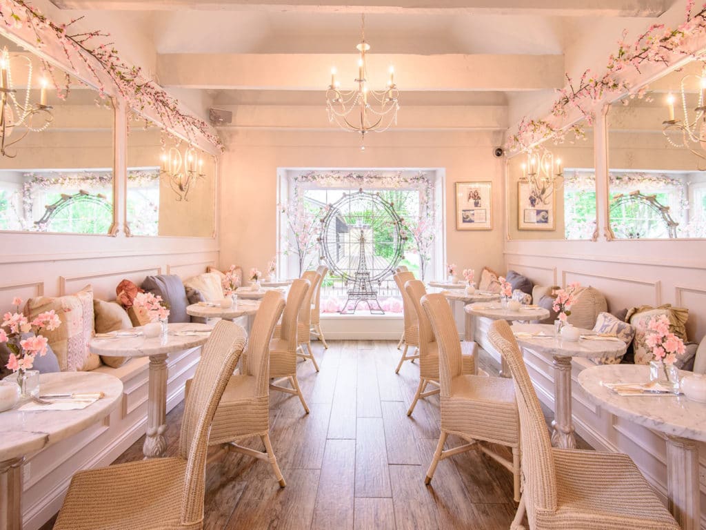 The Cake Bake Shop - Cafe Tables